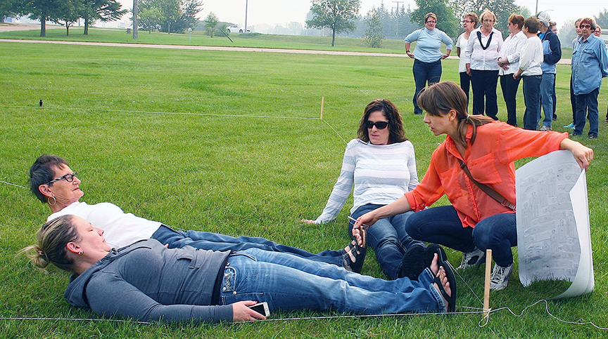 Human Quilt 2 - Grasslands News