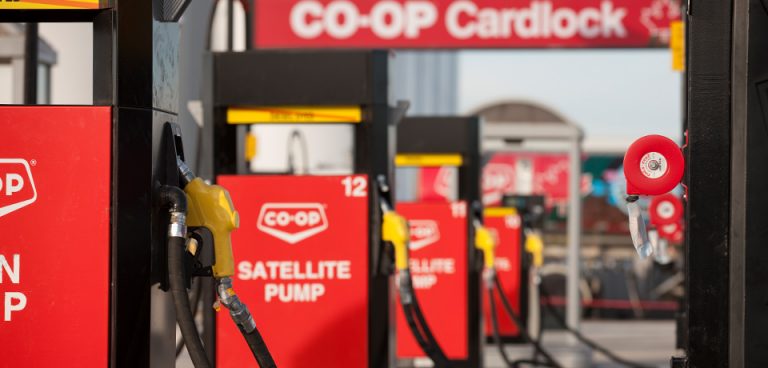 Co-op puts daily limitation on card locks due to Unifor blockade ...